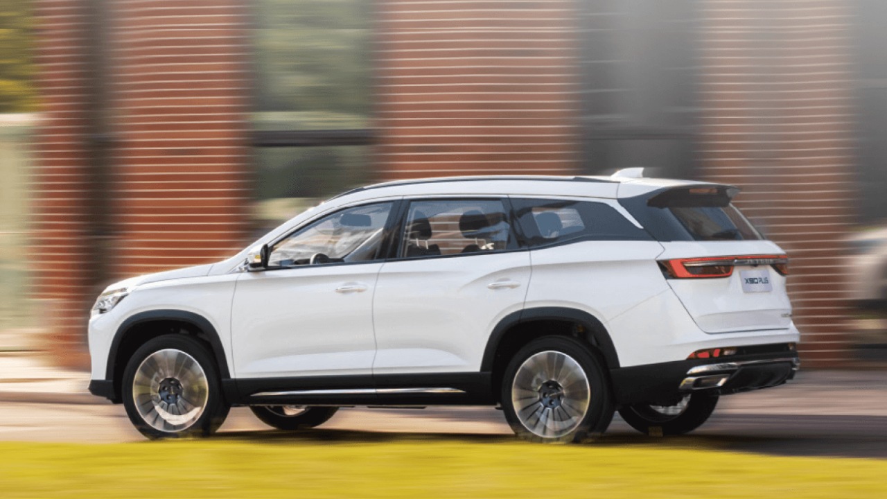 Prices and Specifications for Jetour X90 Plus 2024 in UAE | Autopediame